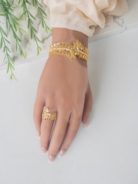 21k Gold Bangle – Cleopatra Jewelers