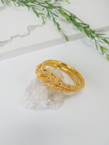 21k Gold Bangle – Cleopatra Jewelers